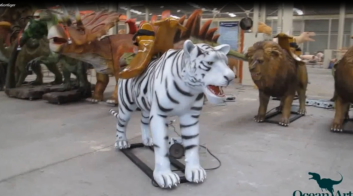 Realistic Lifesize Animatronic Lion - Ocean Art Dinosaur Manufacturer